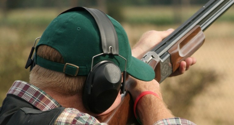 Underwater Lionfish Hunting with a Glock Handgun